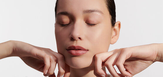 Facial Oils: Benefits & How to Use | L'Occitane